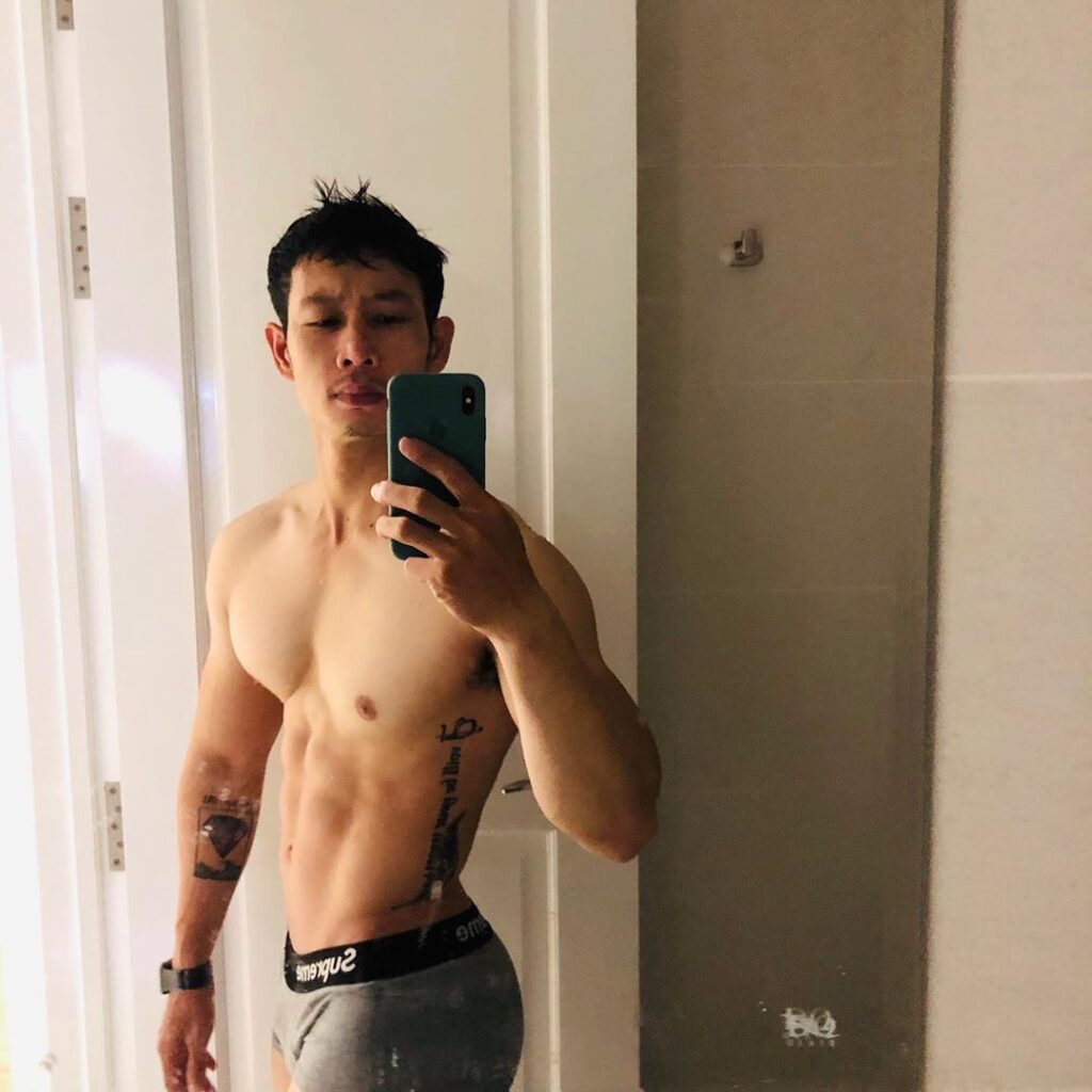 หนุ่ม nick duong นายแบบเวียดนาม หล่อ แซ่บขยี้ หุ่นเซ็กซี่ทุกสัดส่วน