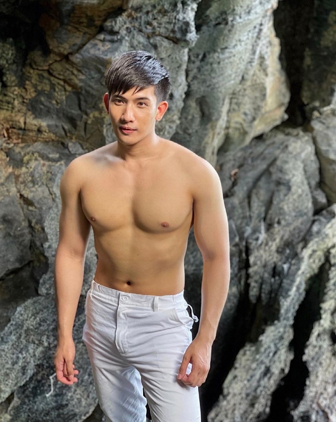 เปิดวาร์ป น้องBas Karan นักแสดงหนุ่มหล่อ ซีรีส์วาย น้องใหม่แห่งวงการ