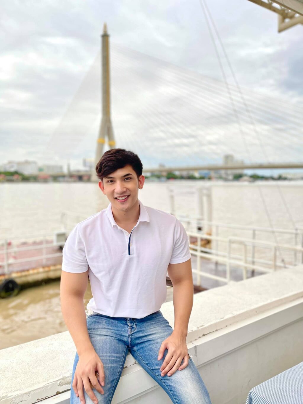 เปิดวาร์ป น้องBas Karan นักแสดงหนุ่มหล่อ ซีรีส์วาย น้องใหม่แห่งวงการ