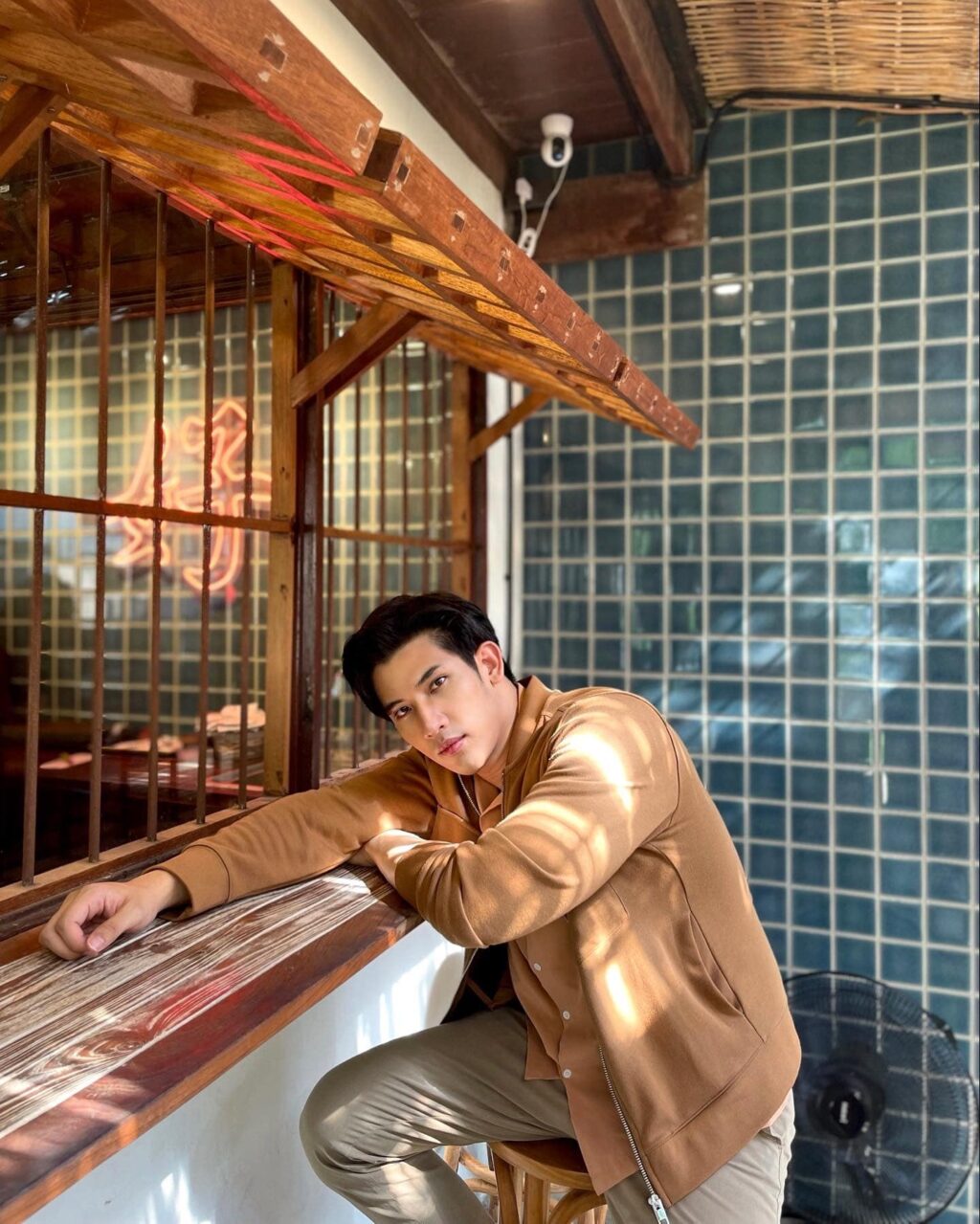 เปิดวาร์ป น้องBas Karan นักแสดงหนุ่มหล่อ ซีรีส์วาย น้องใหม่แห่งวงการ