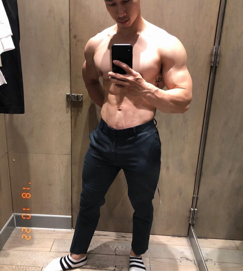 หนุ่ม nick duong นายแบบเวียดนาม หล่อ แซ่บขยี้ หุ่นเซ็กซี่ทุกสัดส่วน