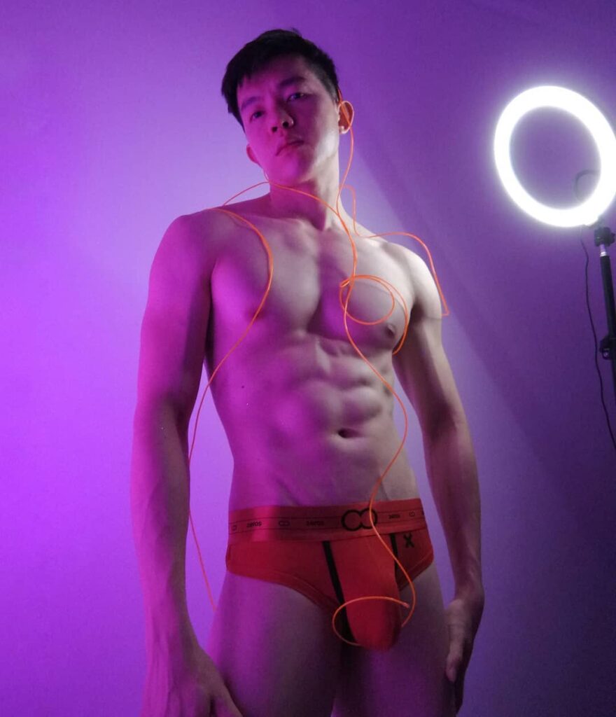 Json Yau นายแบบจีน เป้าตุง หุ่นเอ็กซ์ สุดเซ็กซี่ เกินบรรยาย