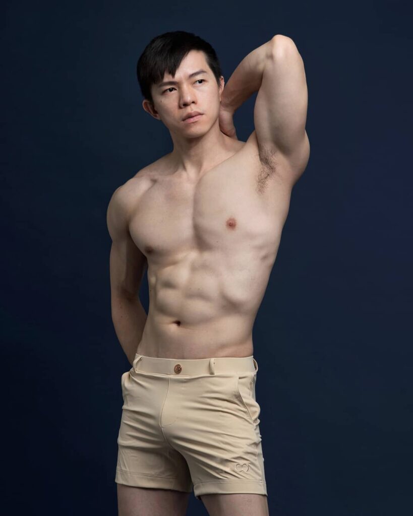 Json Yau นายแบบจีน เป้าตุง หุ่นเอ็กซ์ สุดเซ็กซี่ เกินบรรยาย