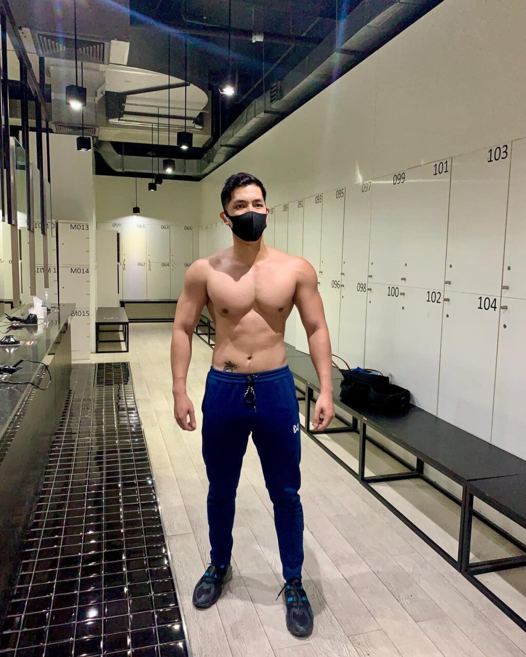 เจมส์ เดชาวัฒน์ นายแบบเทรนเนอร์ สุดหล่อ งานหุ่นไม่เป็นสองรองใคร