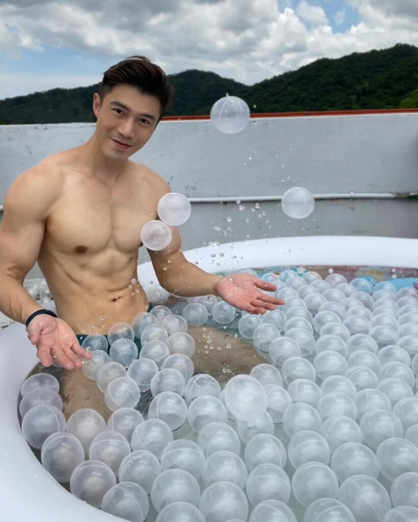 Arthur Yan นายแบบจากแดนไต้หวัน หน้าดุดัน หุ่นแซ่บถึงใจ