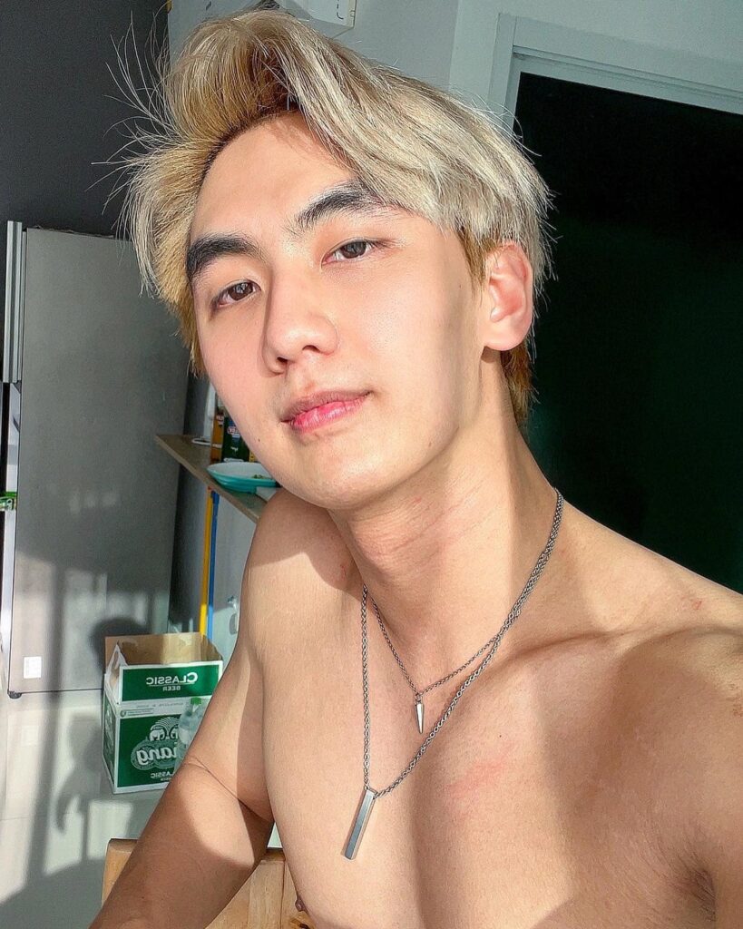 เปิดวาร์ป มาร์ค พงศกร หนุ่มสายอินฟลู หน้าหล่องานดี สาวติดตรึม