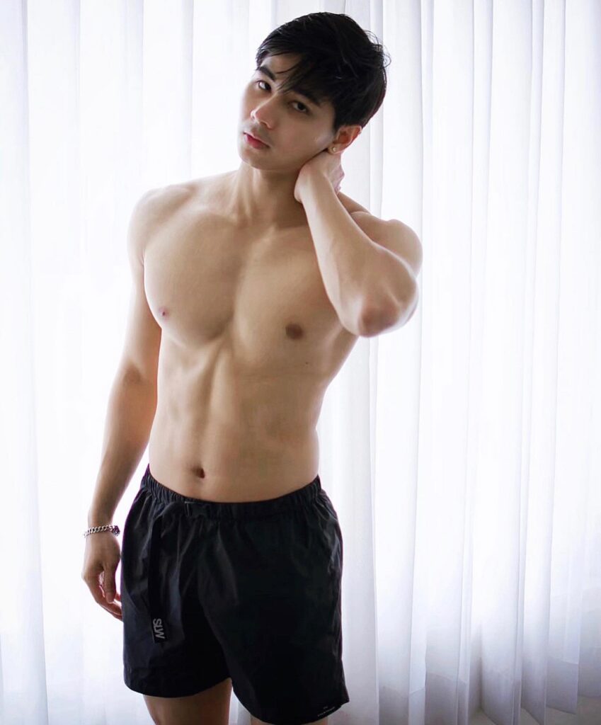 แมน นรินทร์ ไอดอล หนุ่มหล่อ งานดี ยิ้มทีกระชากใจ ขวัญโซเชียล